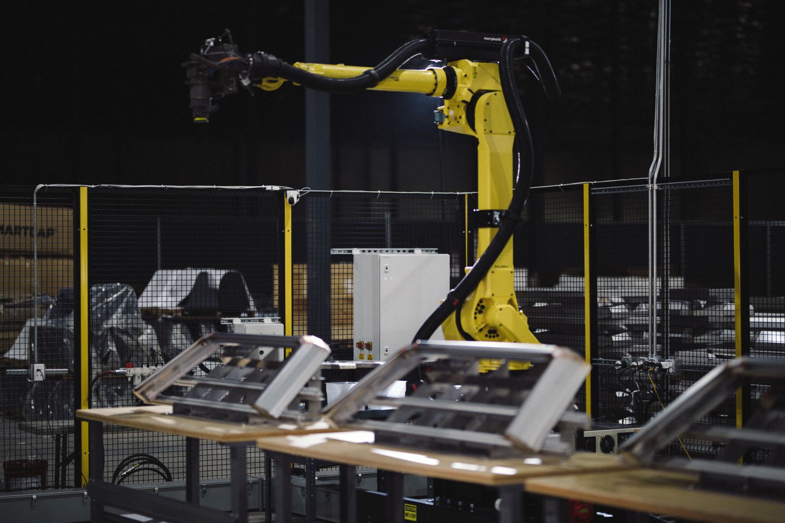 Editorials: Seven Tips to Successfully Deploy Robots in High-Mix Manufacturing Applications