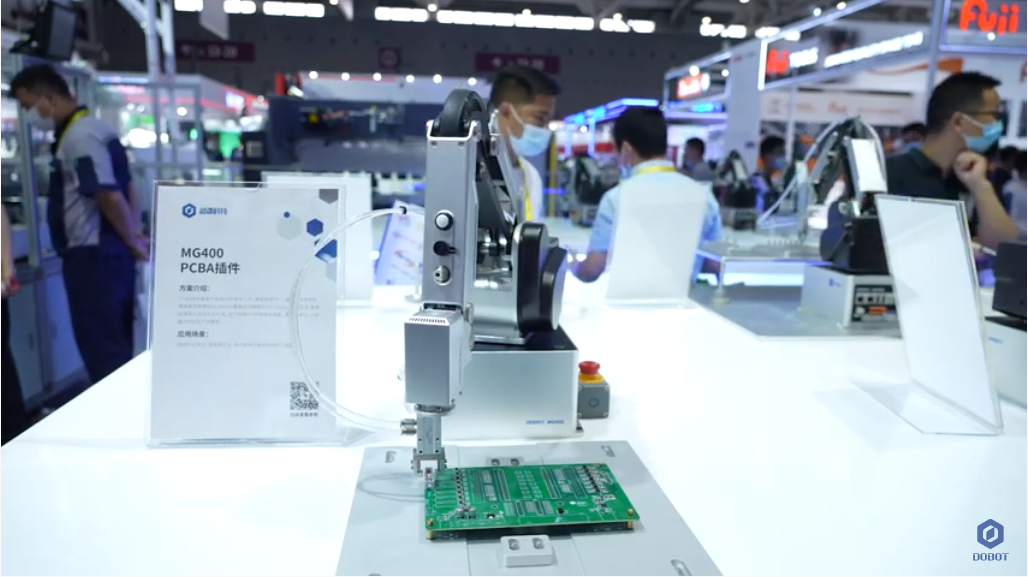 News: We have assembly robots to construct and build the robot assembly ...